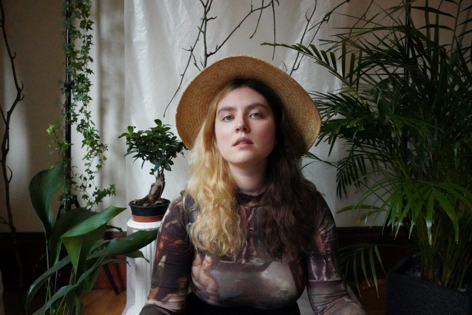 Single Review: Josephine Sillars – Enemy