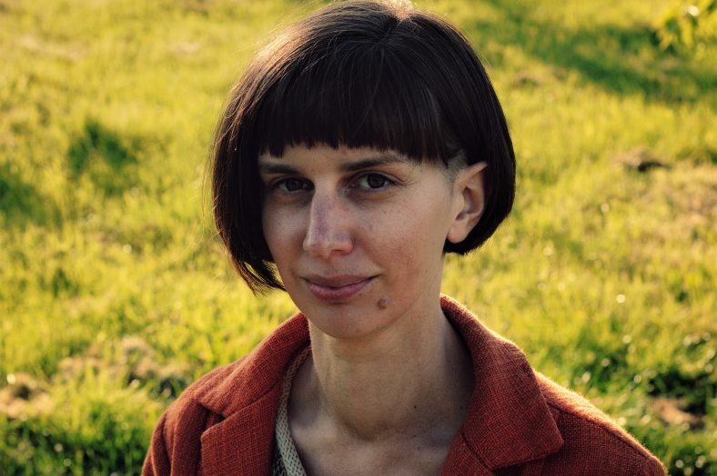 Book Review: Annie Lord – The Neighbouring Orchard