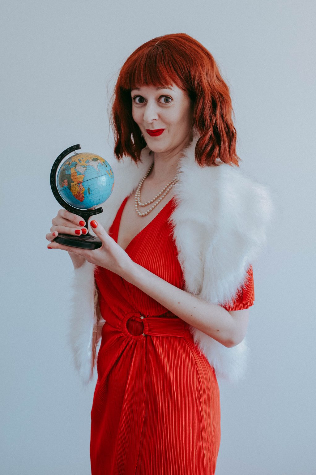 Zara Gladman as ‘Aileen’. Photo credit Neil Jarvie